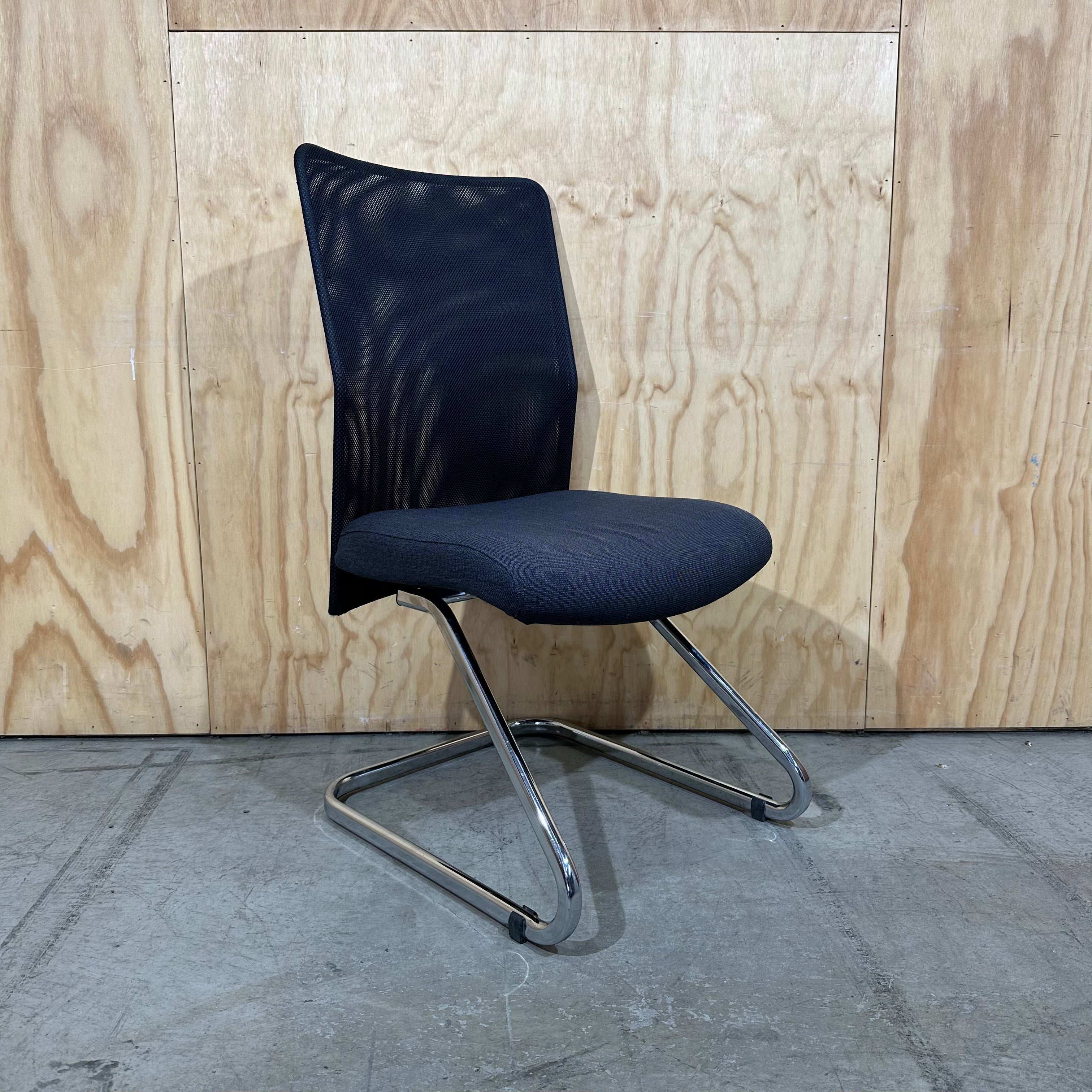 Studio Mesh Back Sled Chair – Green Collect