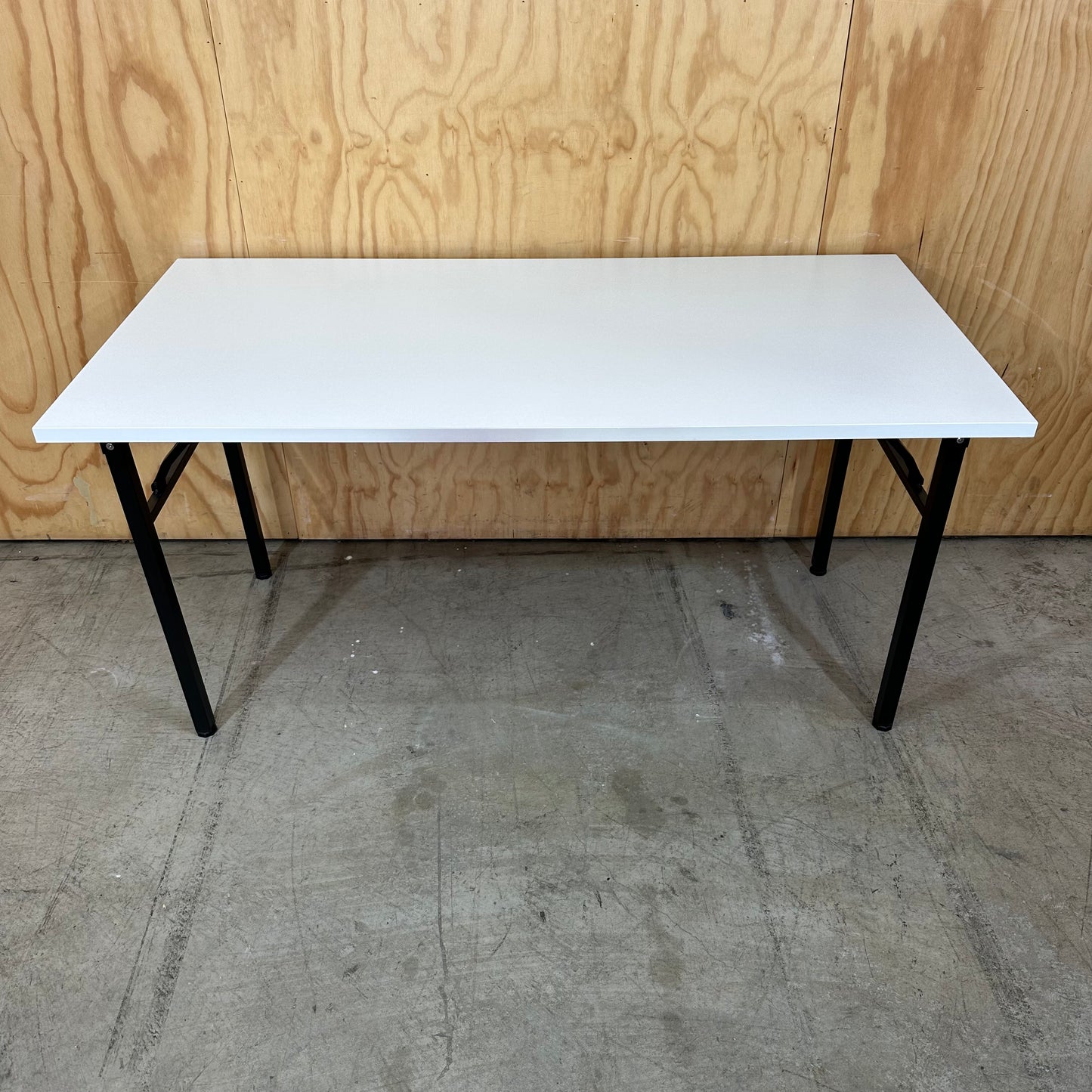 White Trestle Table – Green Collect